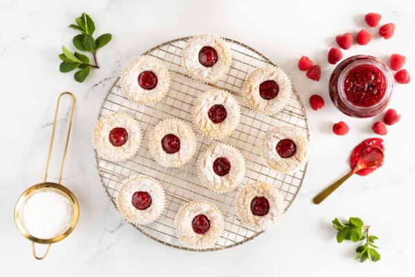 Ridiculously Easy Scandinavian Raspberry Jam Shortbread Tarts - The ...