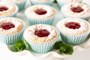 Ridiculously Easy Scandinavian Raspberry Jam Shortbread Tarts - The ...