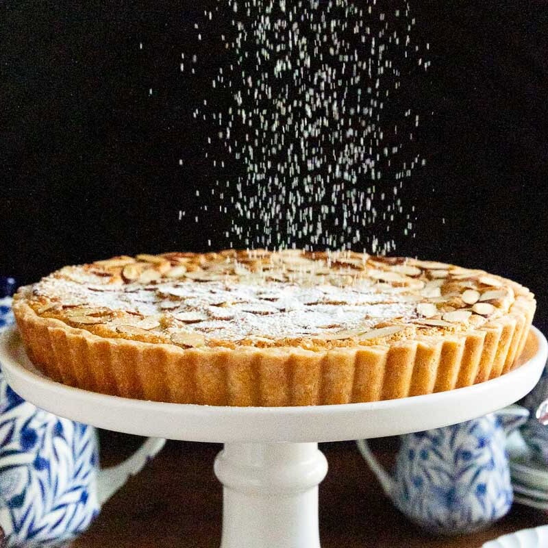 Ridiculously Easy French Almond Frangipane Tart (Tarte Frangipane aux ...