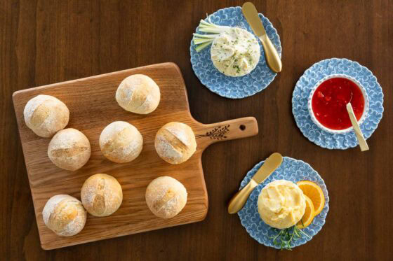 No-Knead Crusty Dinner Rolls | Easy 3-Ingredient Recipe
