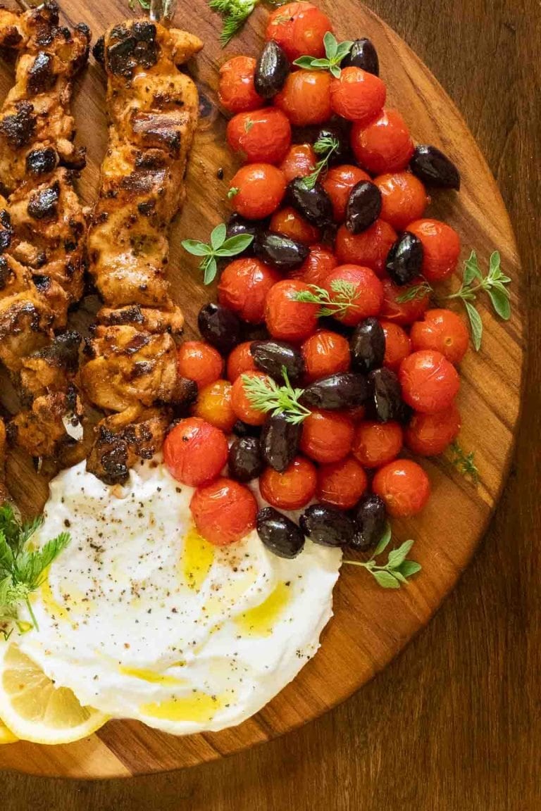 Middle Eastern Grilled Chicken with Toum (Shish Taouk) - The Café Sucre ...
